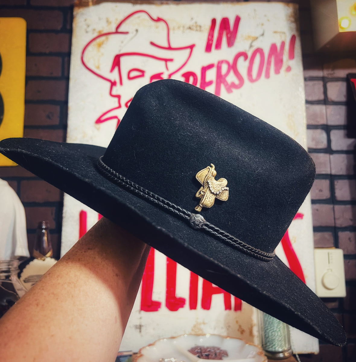 Brass Patina Saddle Hat Pin – Vintage Bliss AZ